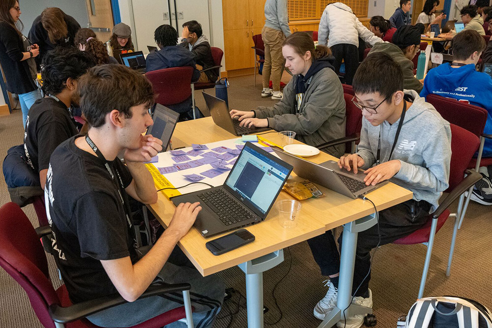 Future Coders Compete at Stony Brook’s High School Hackathon | CEWIT